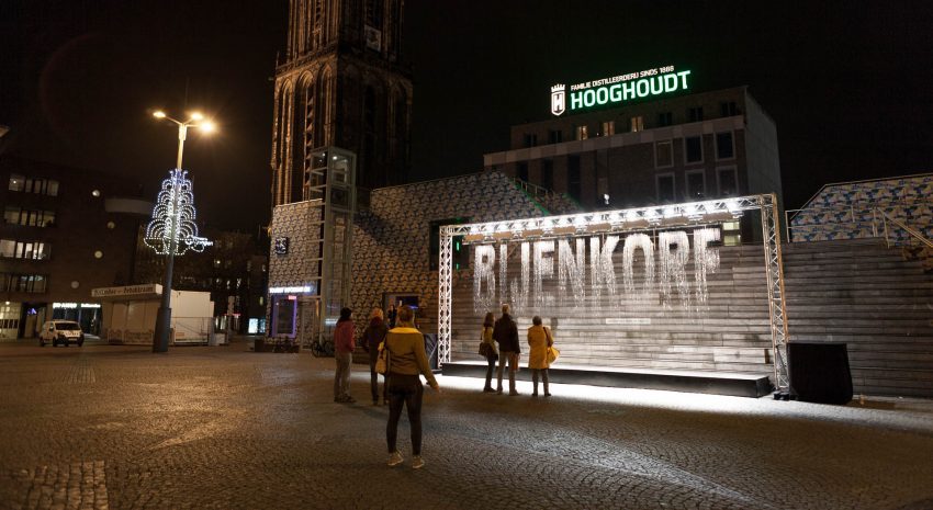 bit.fall – Julius Popp (2014) - Kunstpunt Groningen